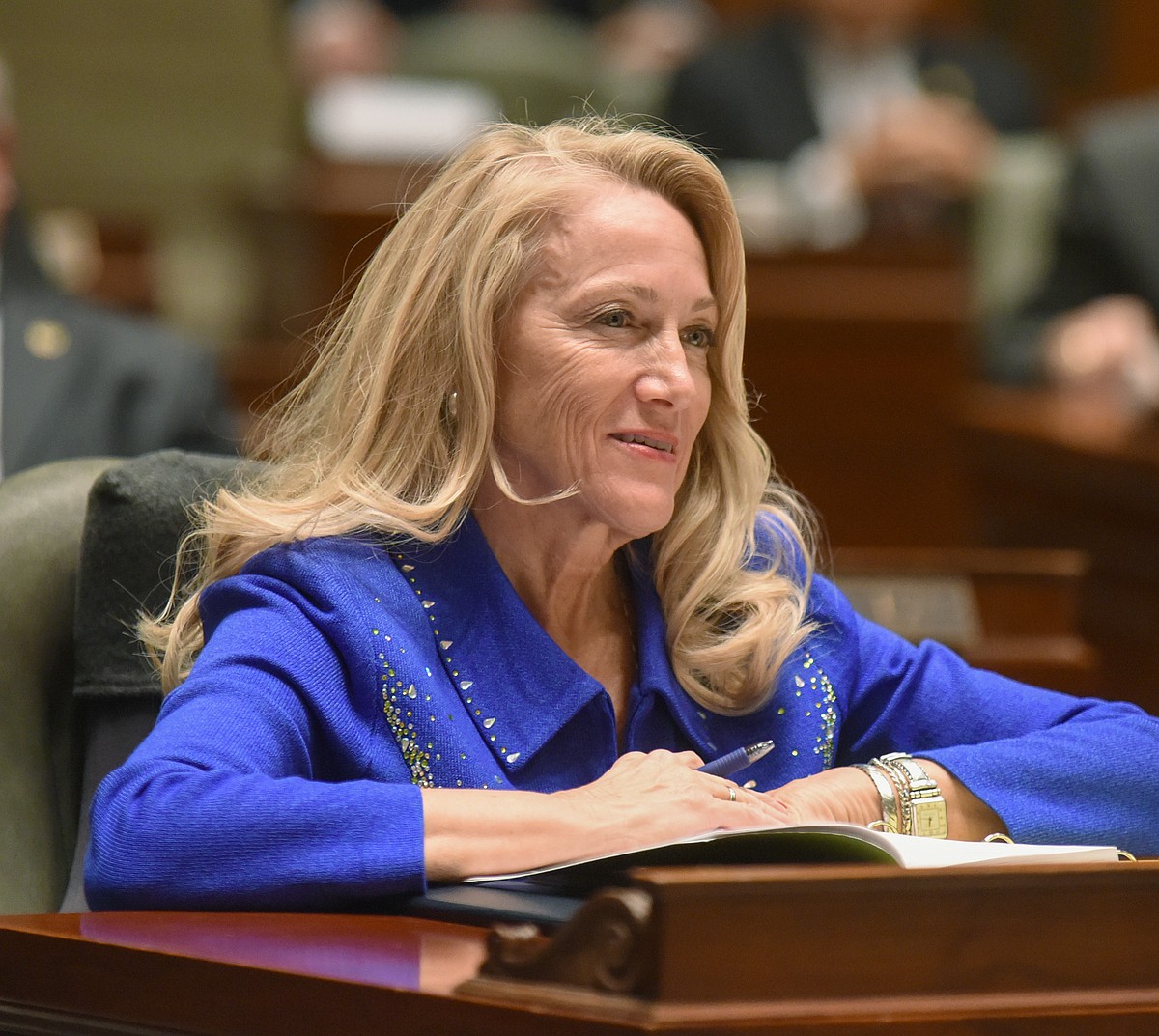 11 female senators see new book as example of new bipartisanship ...