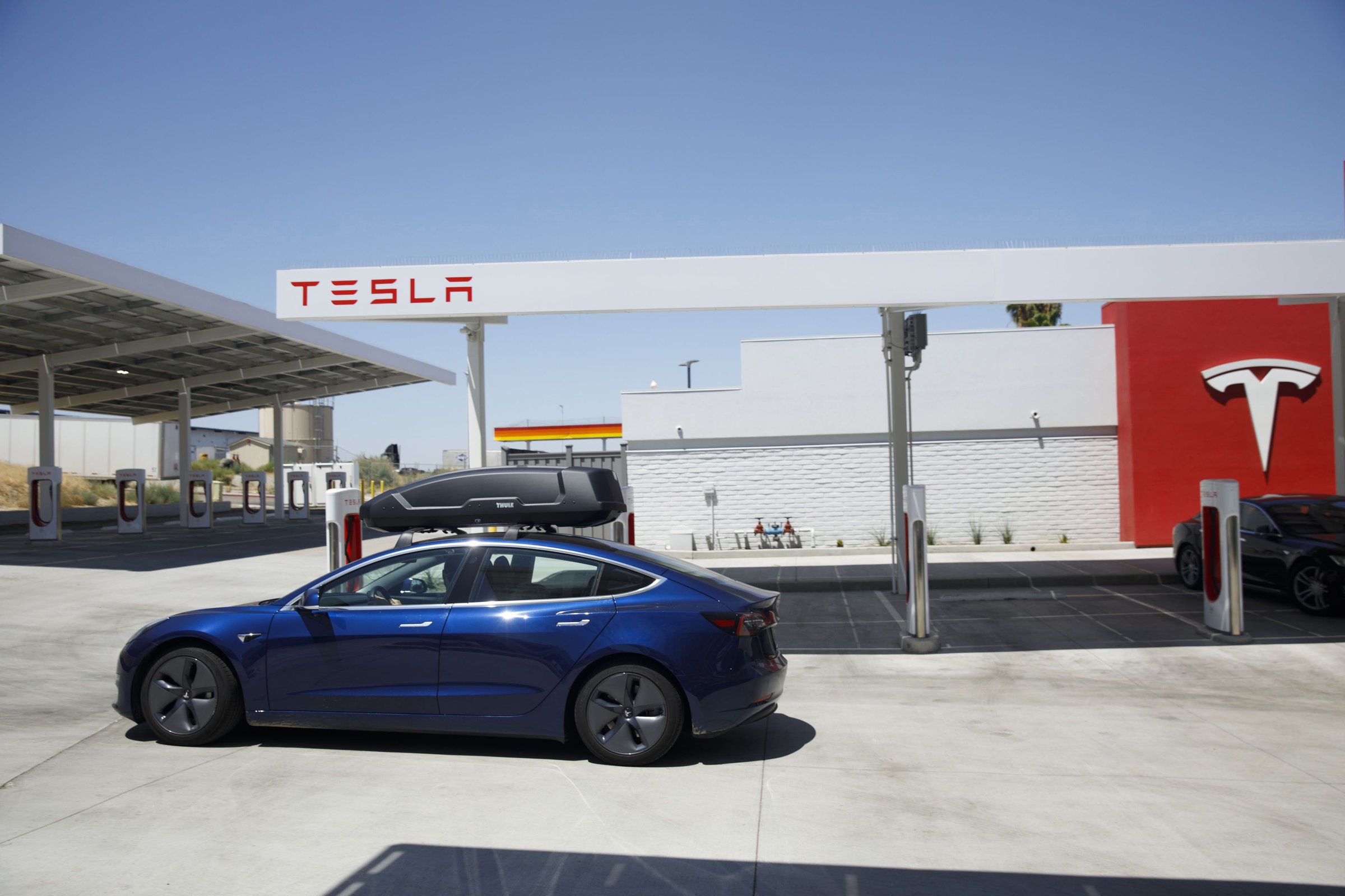 Tesla self-driving tech going on road | The Arkansas Democrat-Gazette ...