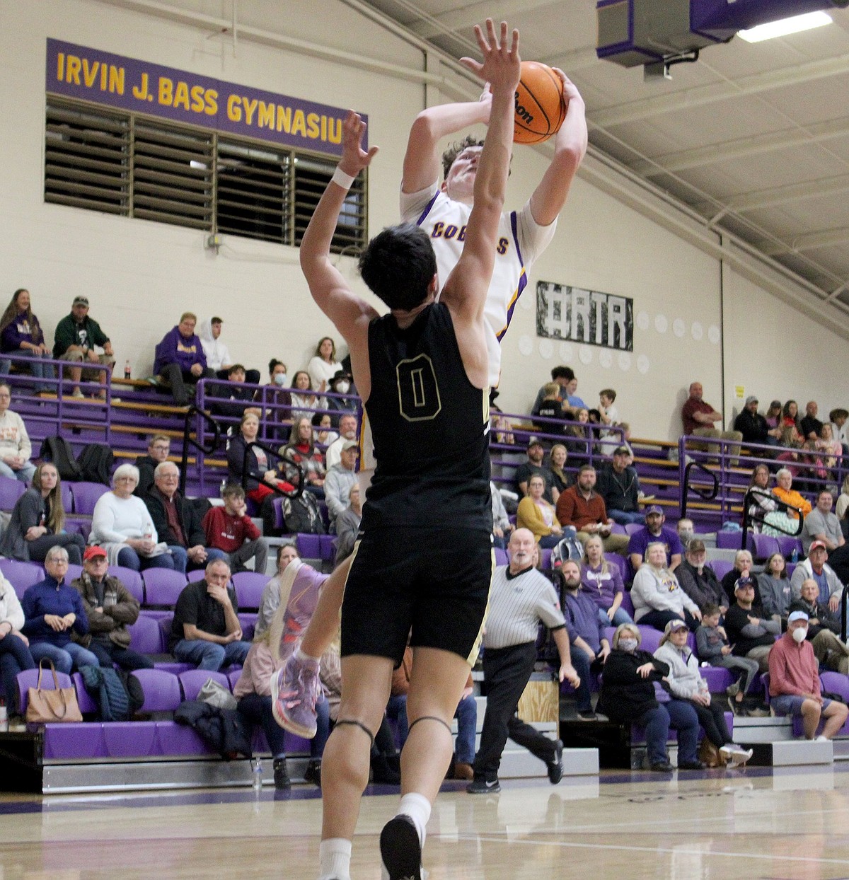 Cobras struggle early, take control to down Leopards late | Hot Springs ...