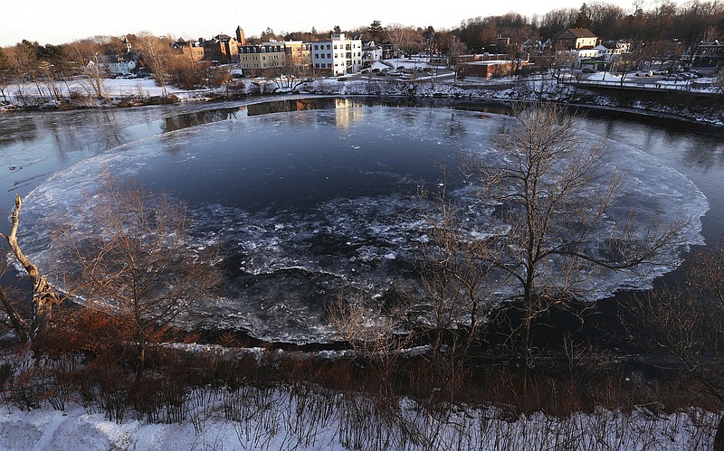 Back in shape: Maine's famous spinning ice disk says hello | Camden News