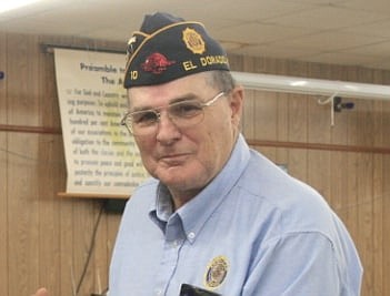 American Legion commander saves choking woman | El Dorado News