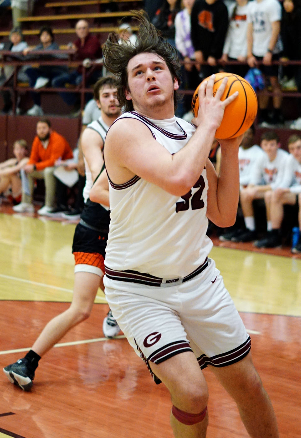 Pioneers fall to Lions in overtime, then to Eagles