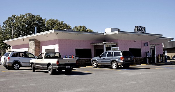 Neal's Cafe in Springdale earns spot in Arkansas Food Hall of Fame ...