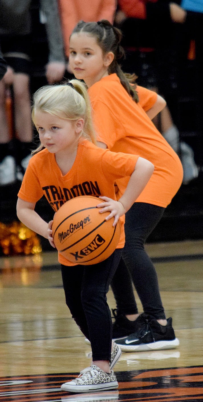 Little Dribblers dazzle Lion crowd | Northwest Arkansas Democrat-Gazette