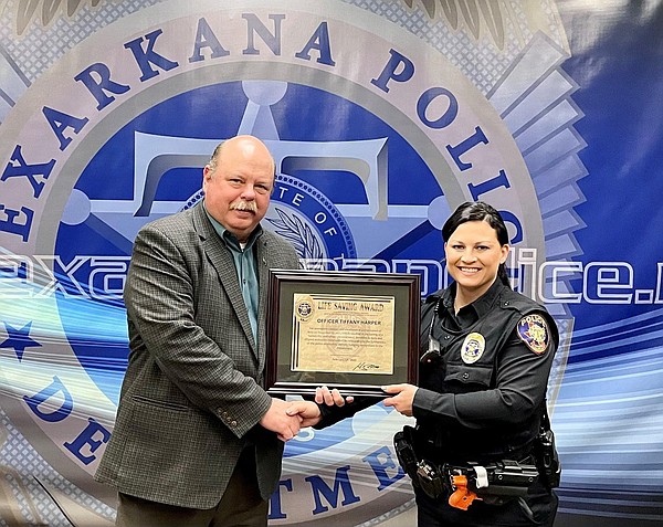 Texarkana police officers honored with life-saving, community service ...