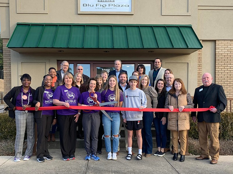 PHOTO: Mobley Medical Clinic ribbon cutting | El Dorado News