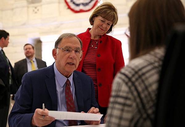 Boozman raises $1.1M for Arkansas Senate reelection bid
