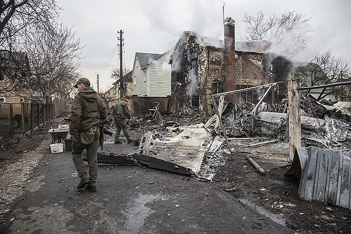 Ukraine’s capital under threat as Russia presses invasion | Hot Springs ...