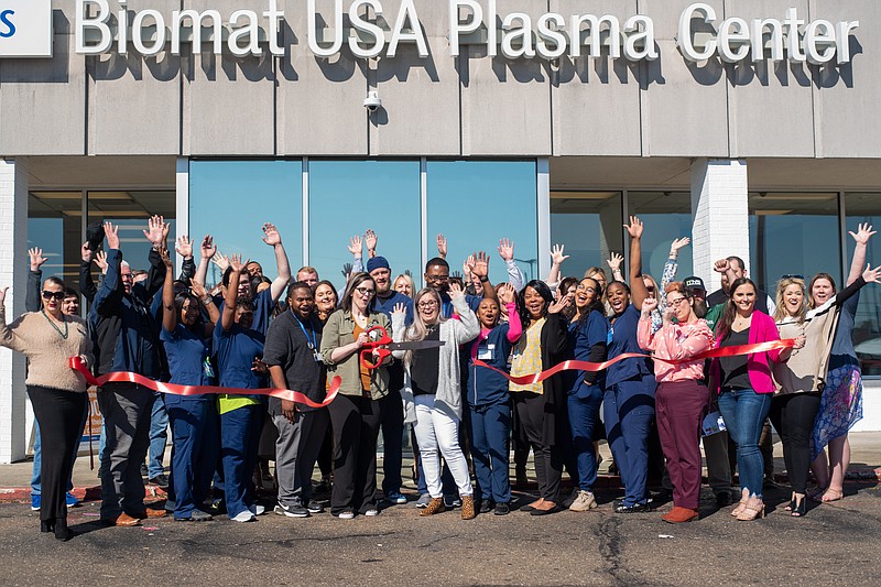 Plasma center ready for donors