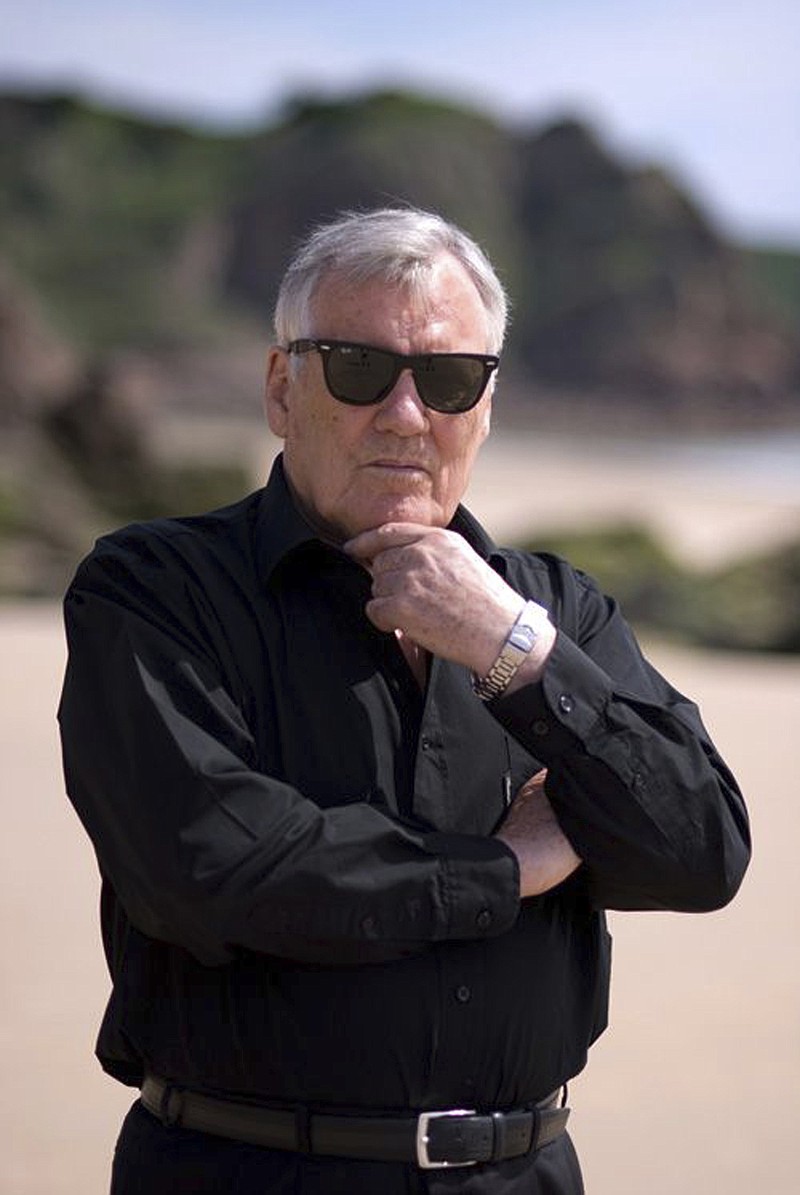 ‘The Eagle Has Landed’ author Higgins dies | Hot Springs Sentinel Record