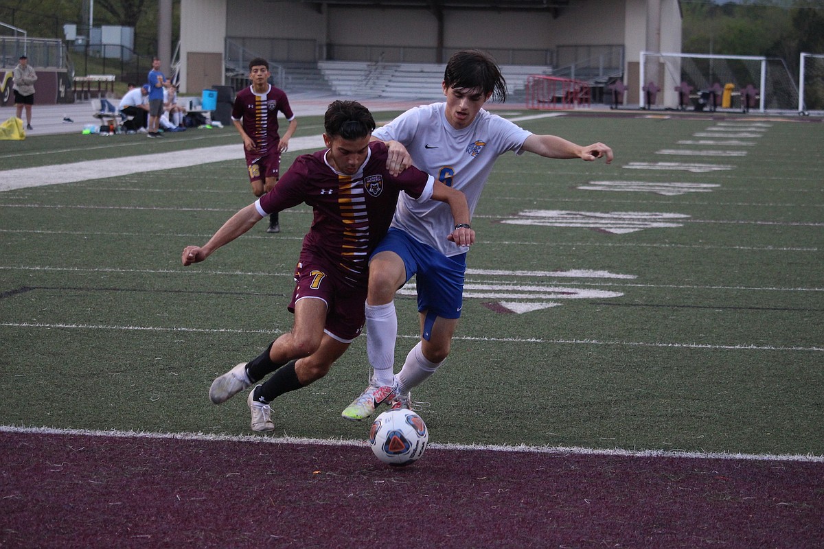 Second-half offense leads Wolves past Yellowjackets | Hot Springs ...