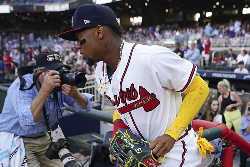 He’s back! Acuña returns to Braves after major knee injury | Hot ...