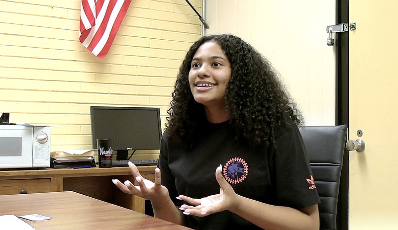 Watch Hot Springs High Senior Receives Full Scholarship To Attend Yale