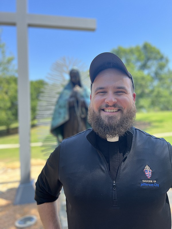 Helias Catholic selects new chaplain | Jefferson City News Tribune