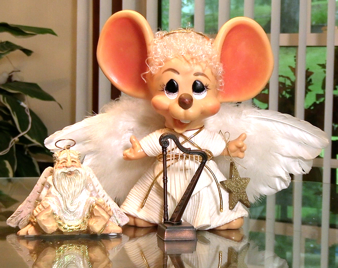 My Cool Collection: Mouse banks symbolic of couple’s enduring love ...