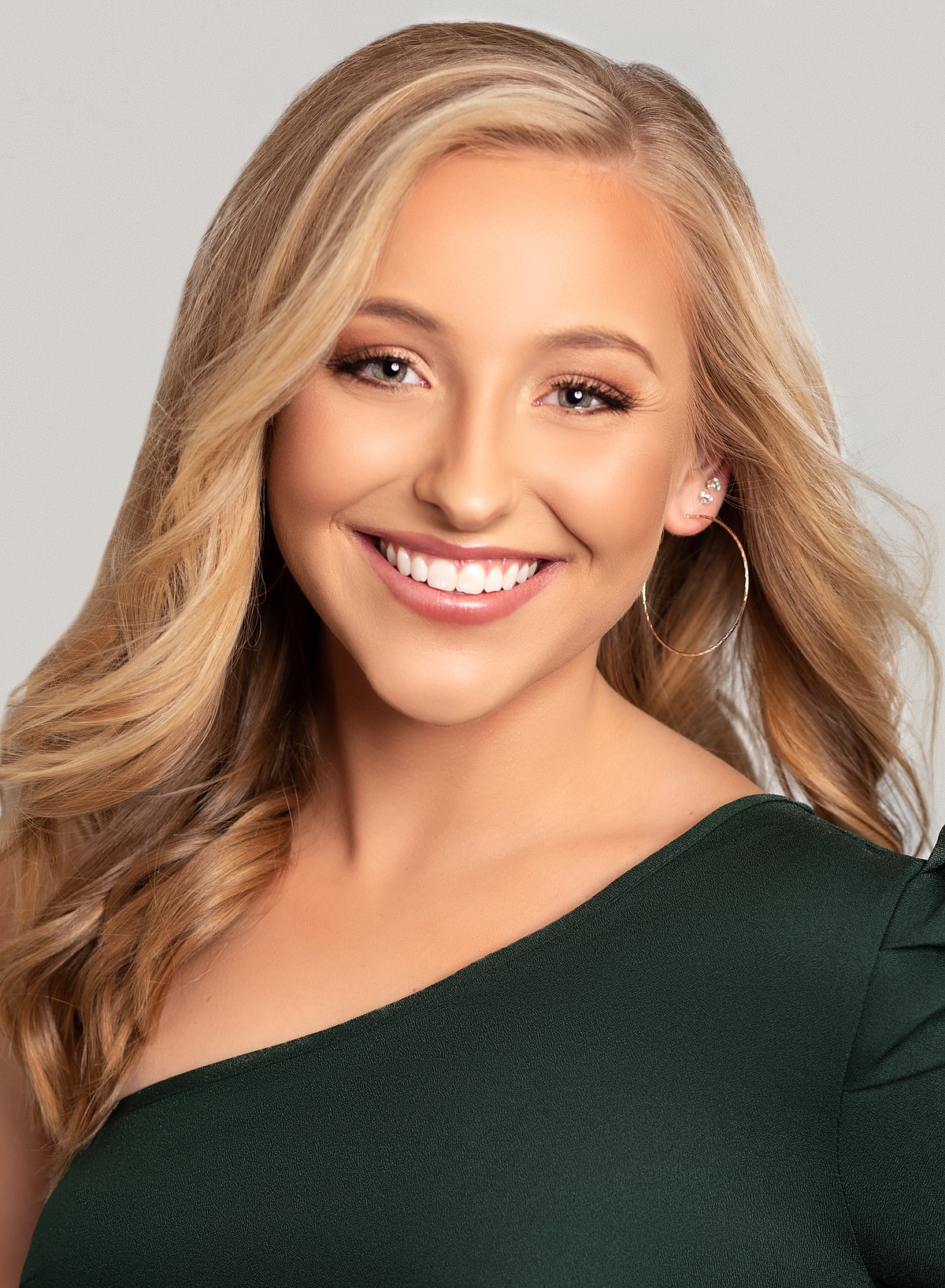 Area residents competing for Miss Missouri crown | Jefferson City News ...