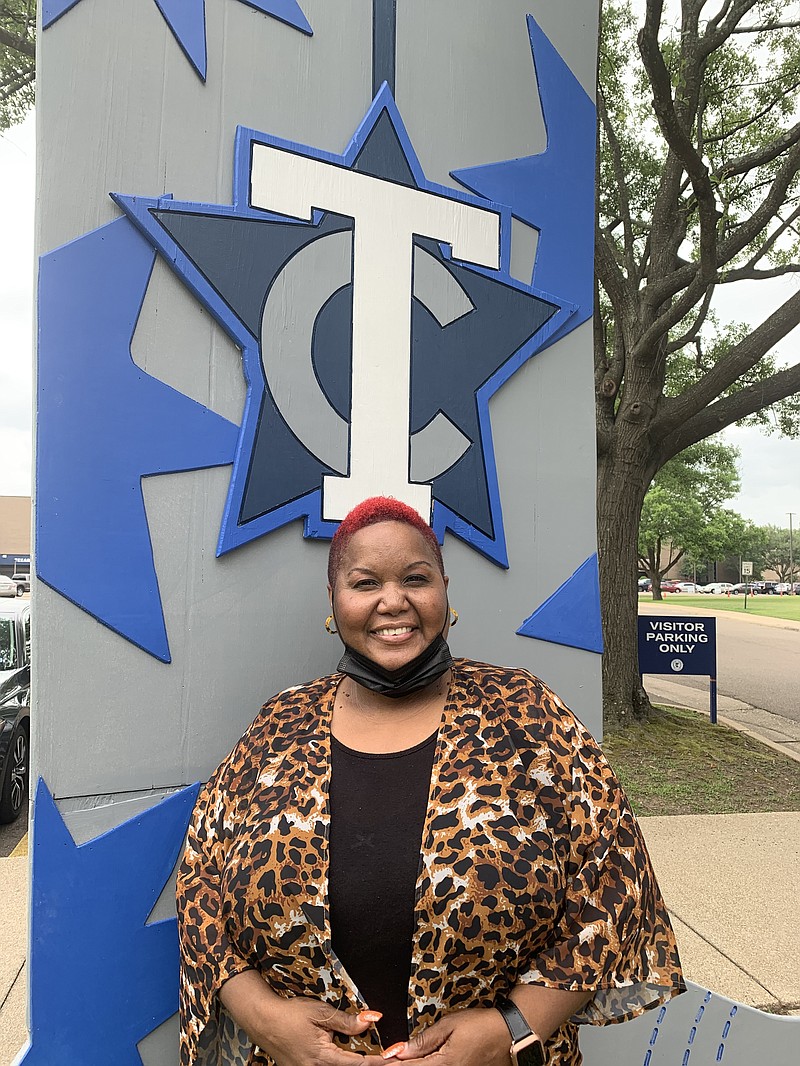 Scholarships help single mother start new career | Texarkana Gazette