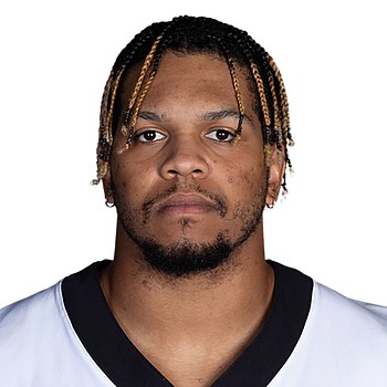 Saints pass rusher Marcus Davenport healing after having his pinky ...