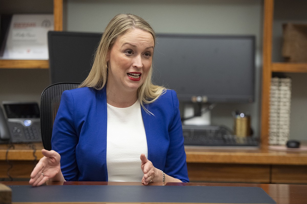 Fayetteville Council approves ordinance calling for disclosure of ...