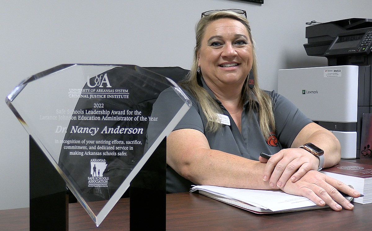 WATCH: CMS superintendent recognized for school safety leadership | Hot ...