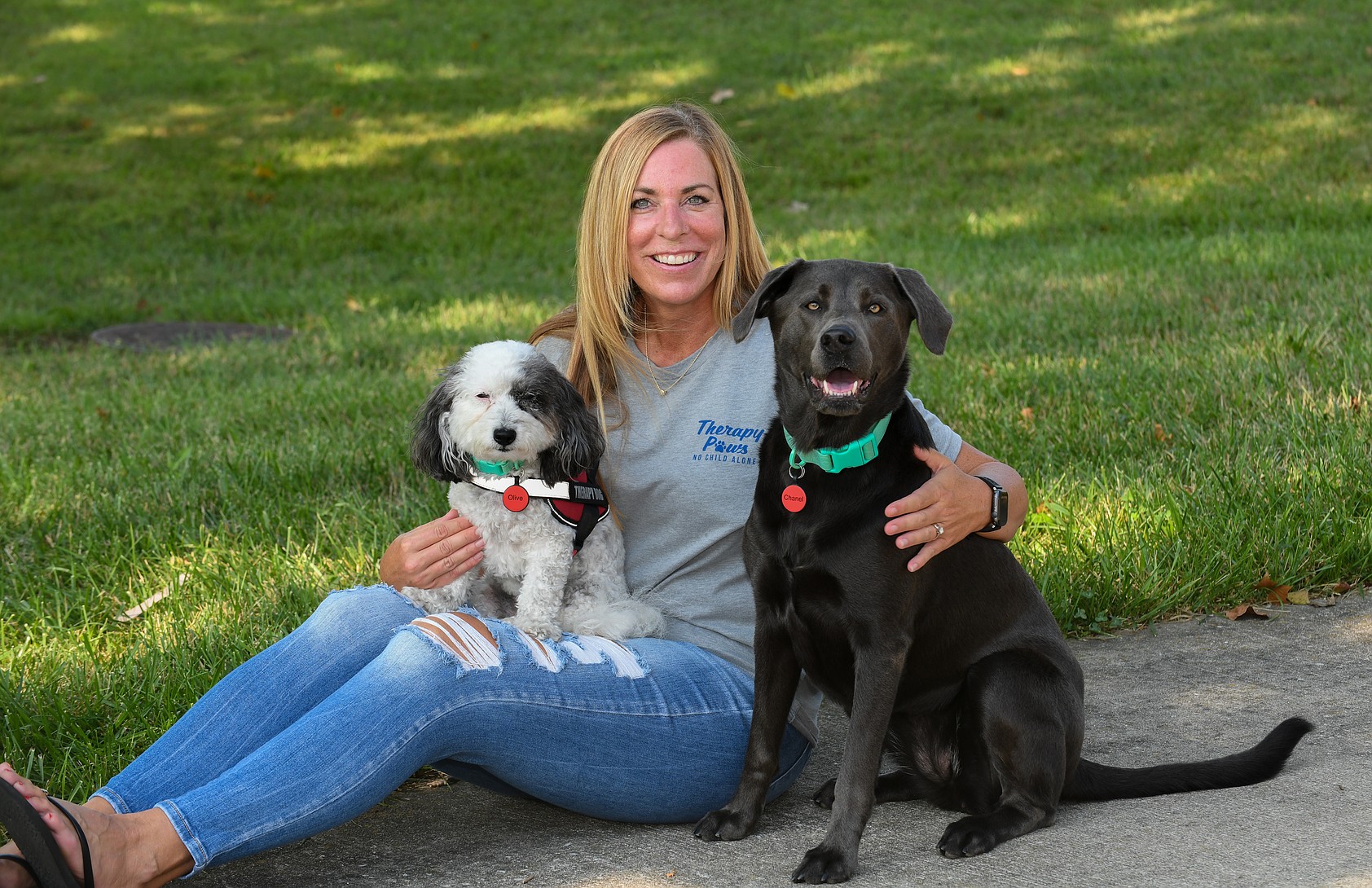 Mid-Missouri woman expanding therapy dog program across state ...