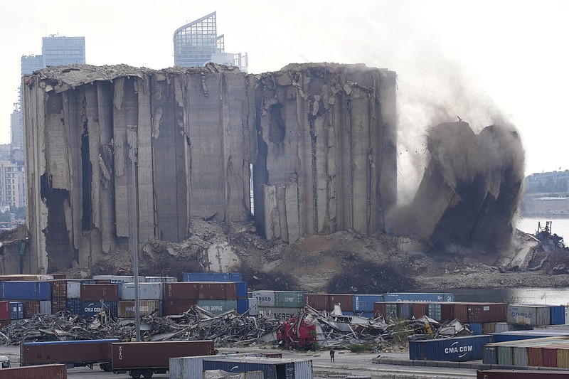 Part of Beirut’s giant silos collapses, 2 years after blast | Texarkana ...