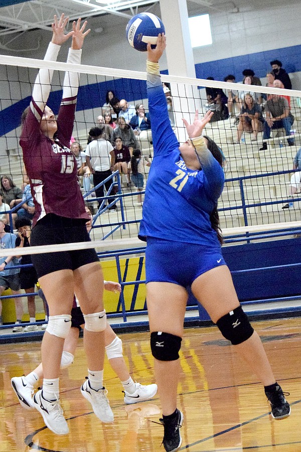 Lady Bulldogs get three wins over Lady Pioneers | Westside Eagle Observer