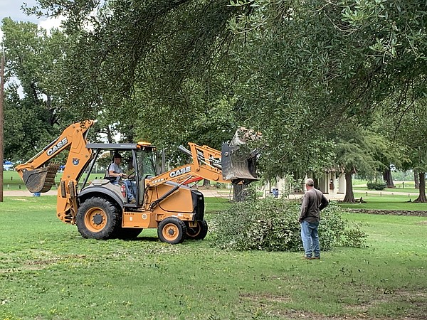 Beautification at Spring Lake Park | Texarkana Gazette