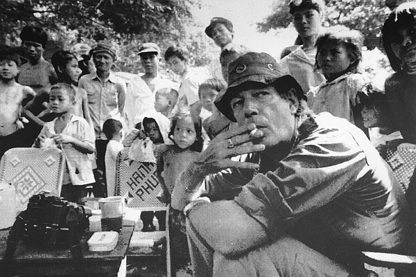 Legendary Vietnam War photographer Tim Page dies in Australia at 78 ...