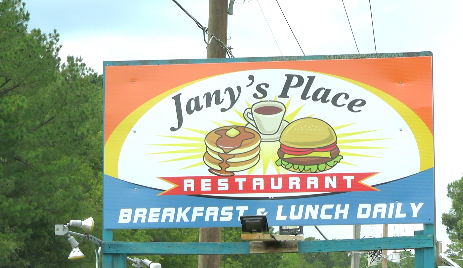 FOODY FRIDAY: Down-home feel fuses with tiki motif at Jany’s | Hot ...