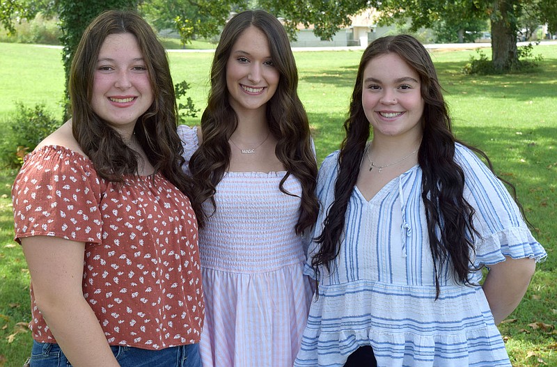 Three seniors vying to be Bulldog homecoming queen | Westside Eagle ...