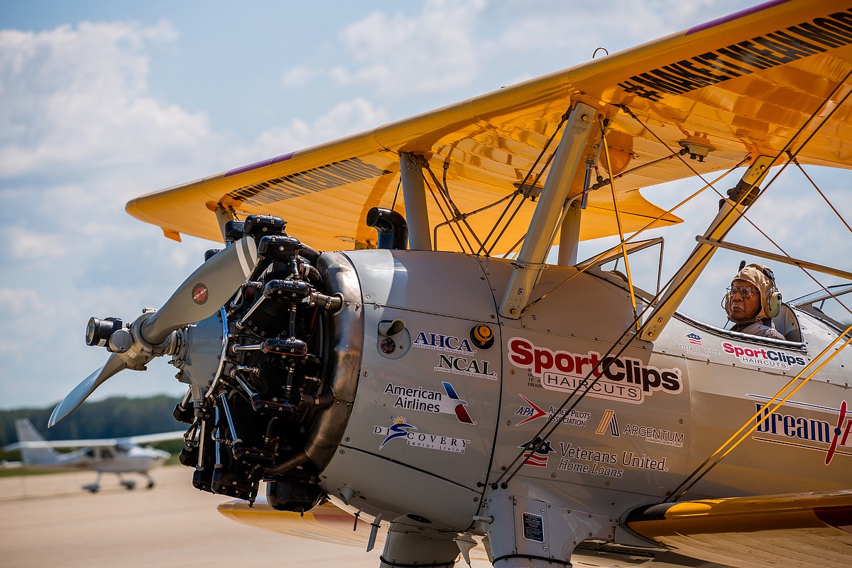 WWII planes make return flight to Jefferson City | Jefferson City News ...