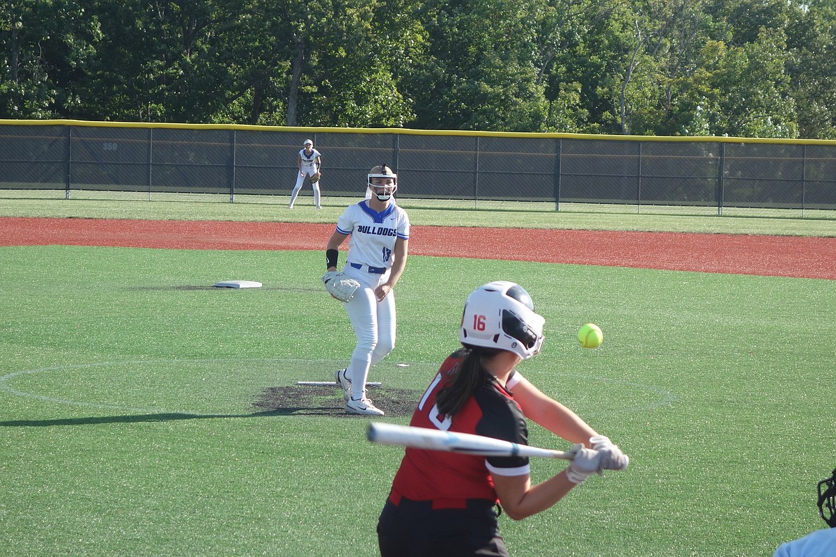 South Callaway softball loses its first game this season | Fulton Sun