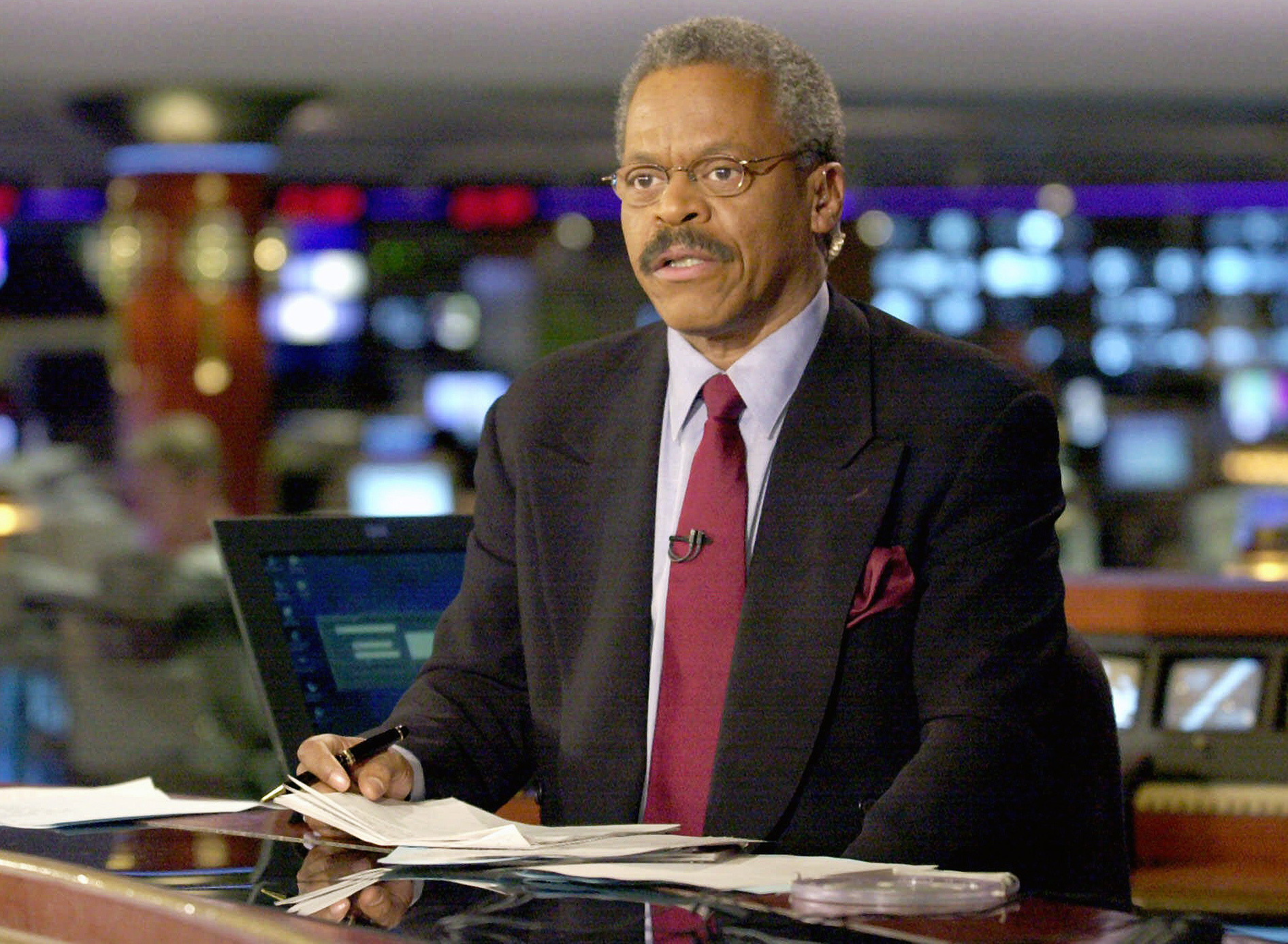 Shaw, CNN’s 1st chief anchor, dies at 82 | Hot Springs Sentinel Record
