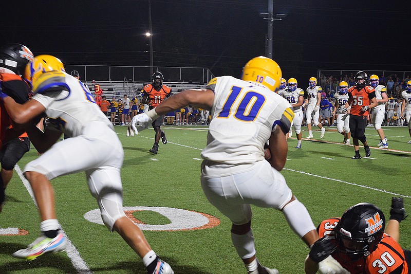 WATCH: Plumlee’s halftime talk catalyzes Leopards | Hot Springs ...