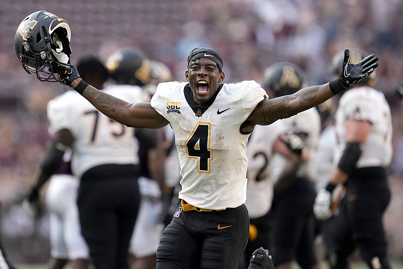 App State uses 2 turnovers to stun No. 6 Texas A&M, 17-14 | Texarkana ...