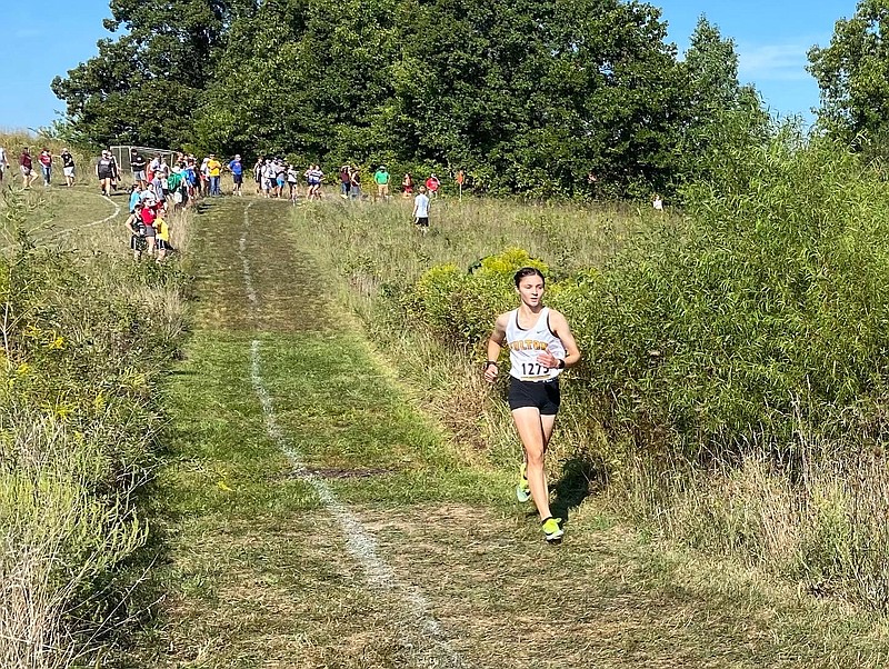 Fulton girls cross country’s Mayfield places 2nd in Linn Invitational ...