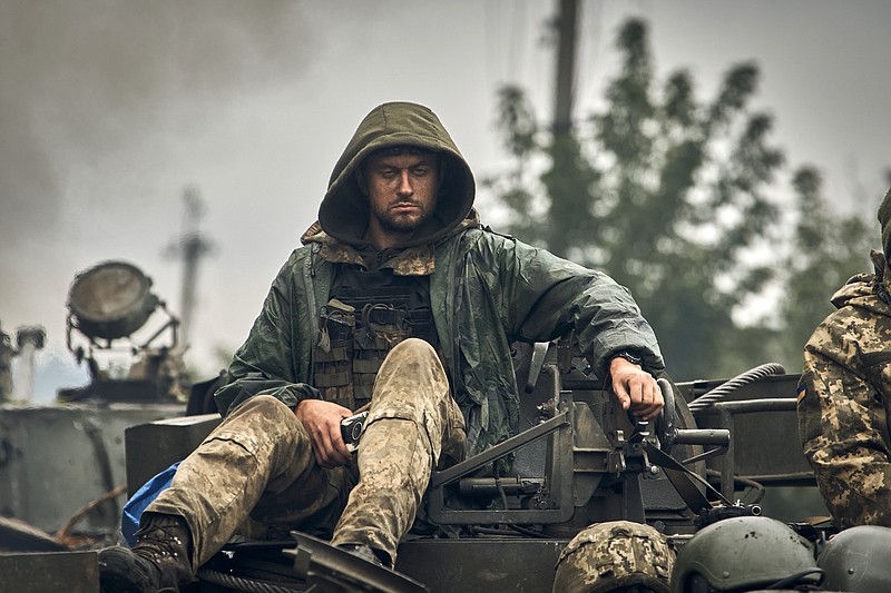 Ukrainian soldiers keep up pressure on fleeing Russians | Hot Springs ...