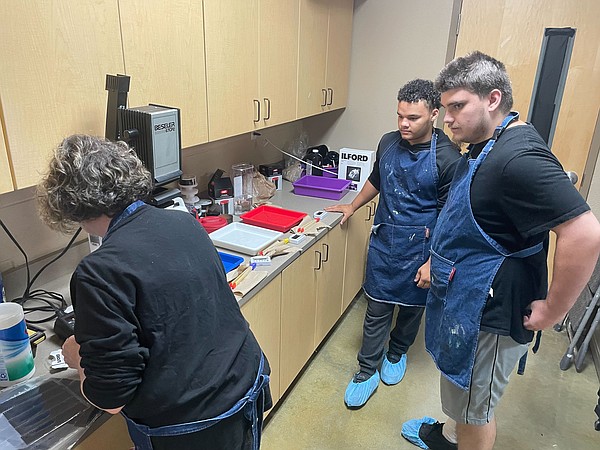El Dorado art students working on film photography AIE project | El ...
