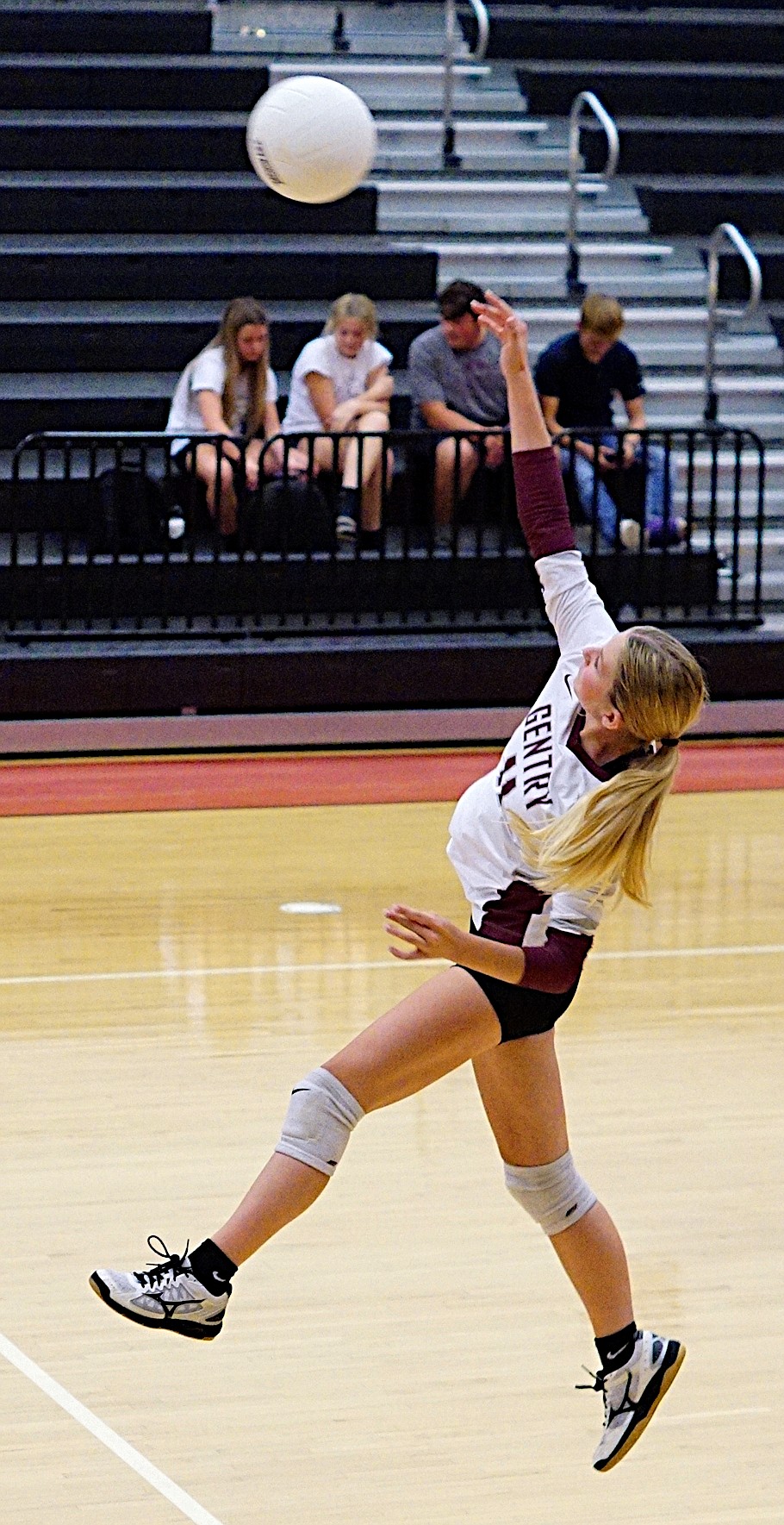 Lady Pioneers drop final season matches | Westside Eagle Observer