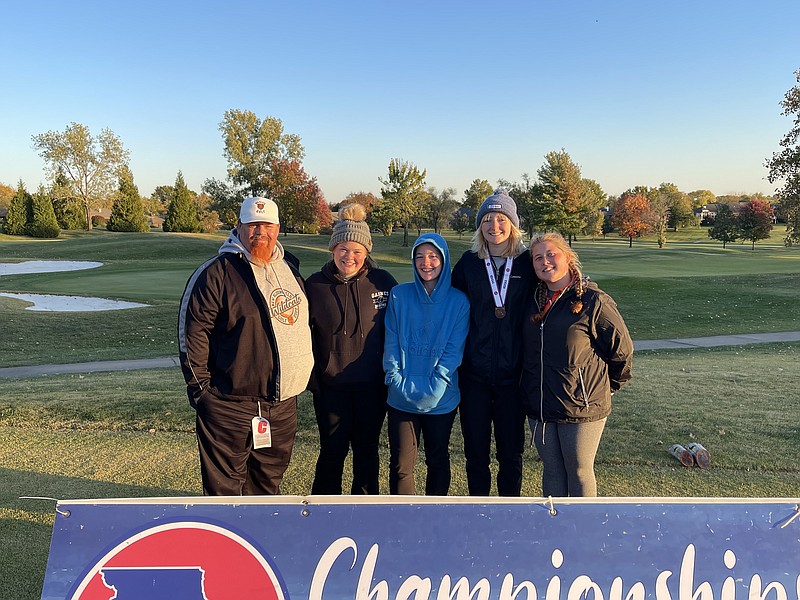 New Bloomfield girls golf’s Moss earns all-state, ties for best round ...