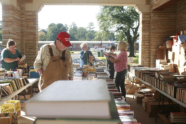 PHOTO: Book sale continues through Saturday | El Dorado News