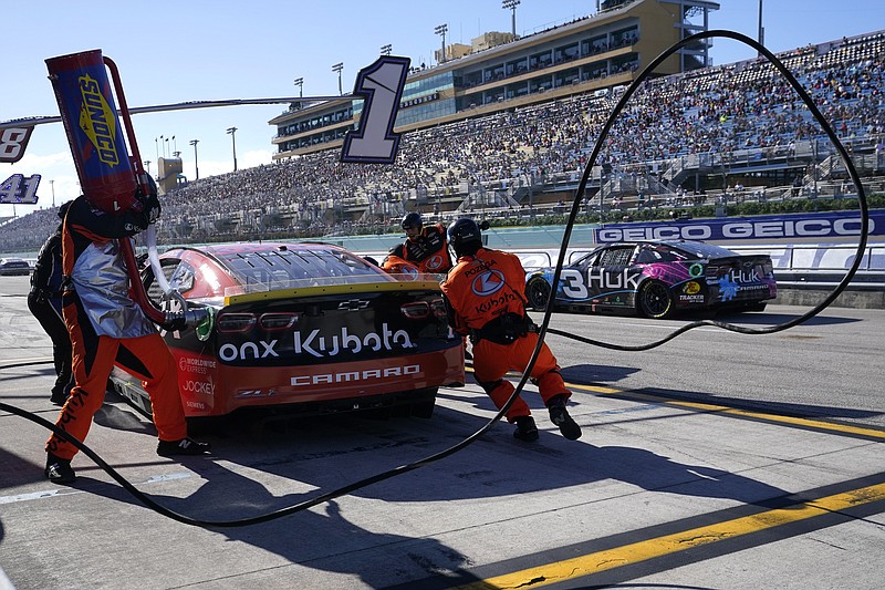 Eliminated Larson finds winning form | Northwest Arkansas Democrat-Gazette