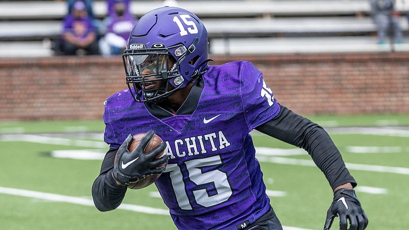 Texarkana's Cole sets school record, named national player of the week ...