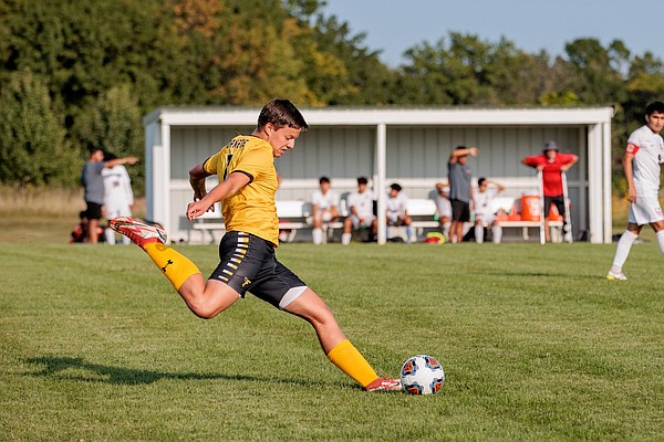 Four Fulton boys soccer players named to All-NCMC teams | Fulton Sun