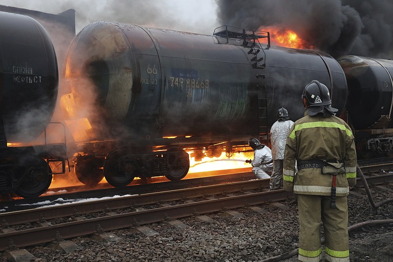 Ukraine: Blackouts back in Kyiv as war takes multiple fronts ...