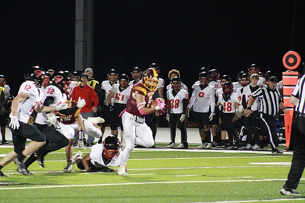 WATCH: Wolves score 30 unanswered, hold off Cyclones late | Hot Springs ...