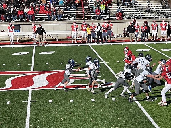 South Callaway football’s season ends with loss at top-seeded Lincoln ...