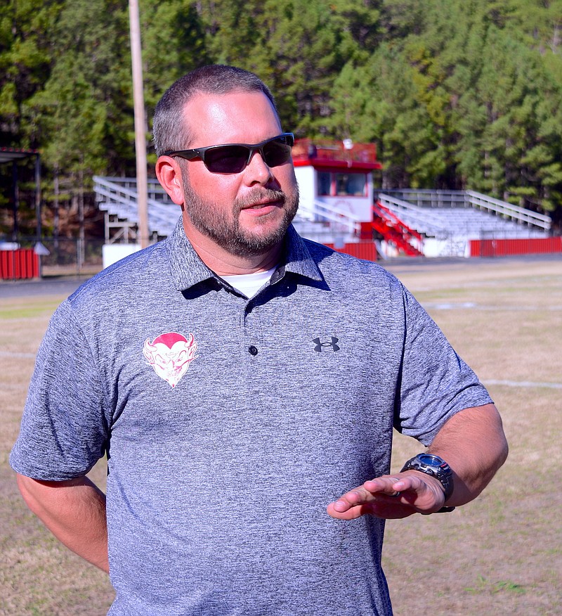 WATCH: Red Devils eye third-straight trip to state title game | Hot ...