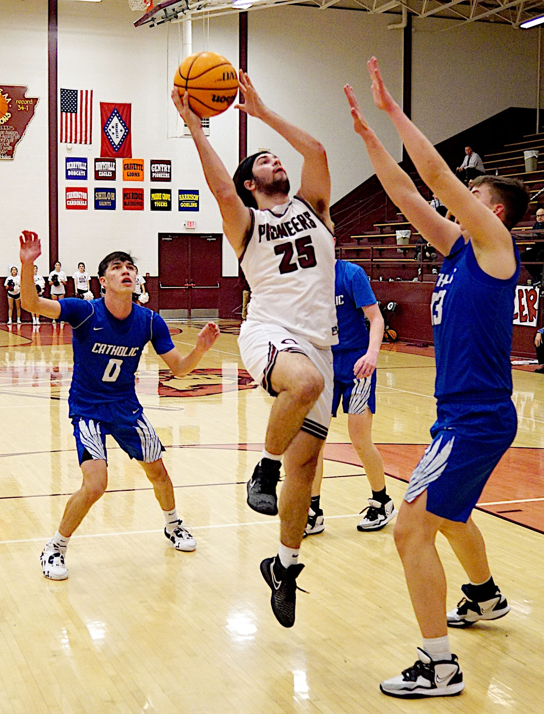 Pioneers unable to keep pace with Griffins | Westside Eagle Observer